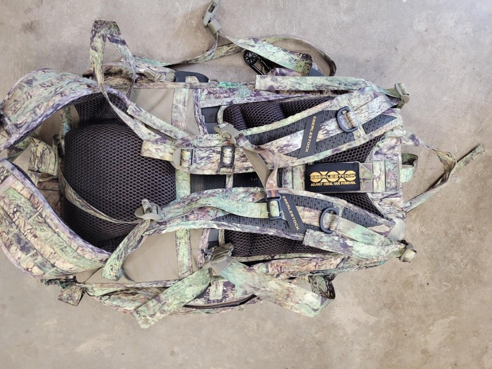 Eberlestock Drogonfly J107 Backpack with Rifle rest and daypack | eBay