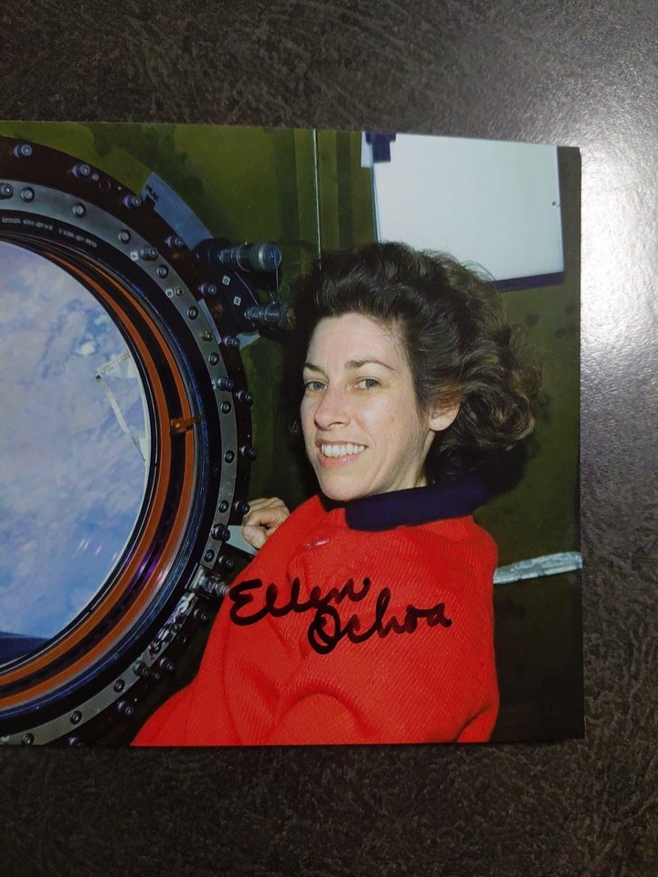 ELLEN OCHOA Authentic Hand Signed Autograph 4X6 Photo -- FEMALE NASA ...