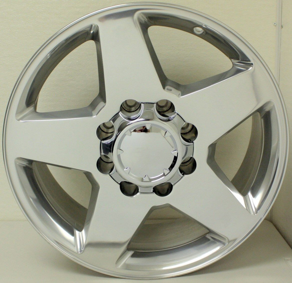 2001-2010 Chevy Silverado 2500 3500 HD Polished 20" 8 Lug 8x6.5 Wheels ...