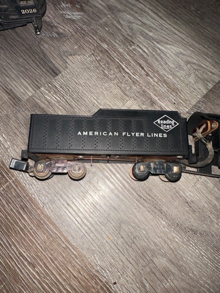 S American Flyer Reading Atlantic 4-4-2 Steam Locomotive 301 with ...