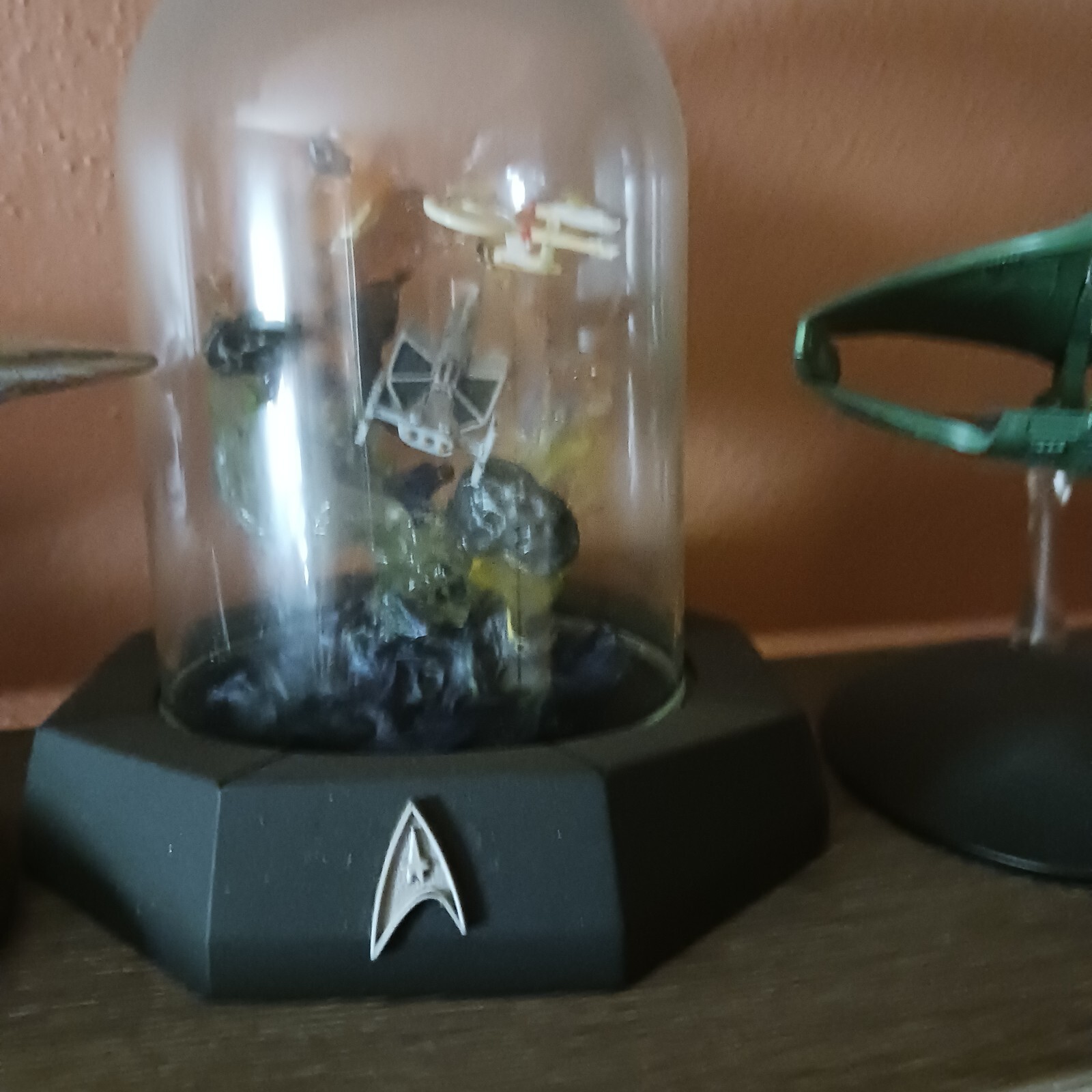 Eaglemoss STAR TREK - Vintage and TNG ( 6 ships + a display ) | eBay