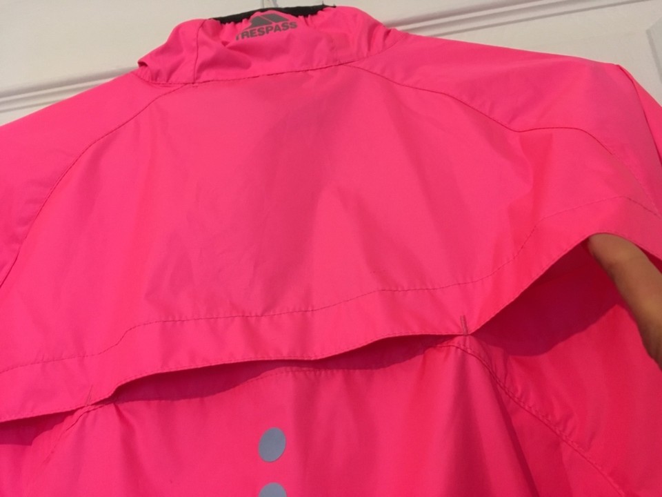 Trespass Shocking pink waterproof pack away zip jacket XS | eBay UK