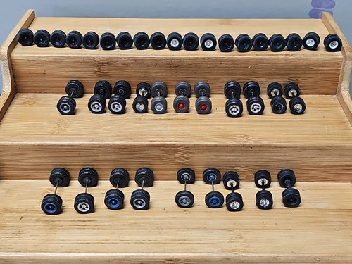 Wheel Sets Variety Lot MIX Real Rider Wheels w/ Rubber Tires 1/64 Scale ...