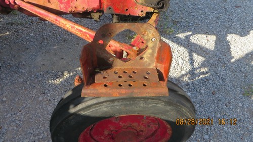 FORD 800, 801 TRACTOR REAR DRAWBAR BRACKET, HANGER | eBay
