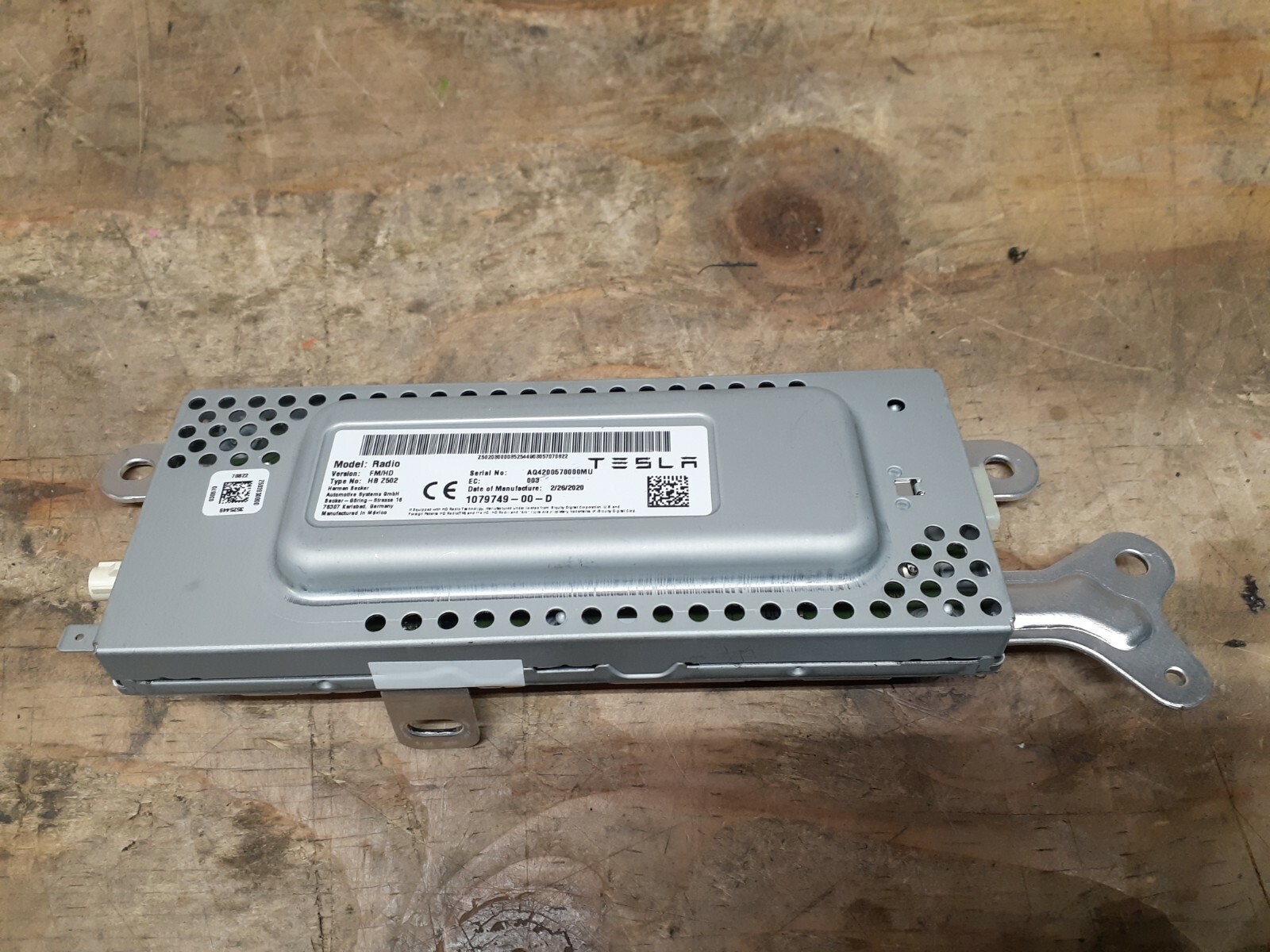 2017-2020 TESLA MODEL 3 RADIO FM/HD CONTROL MODULE UNIT HARMAN 1079749 ...