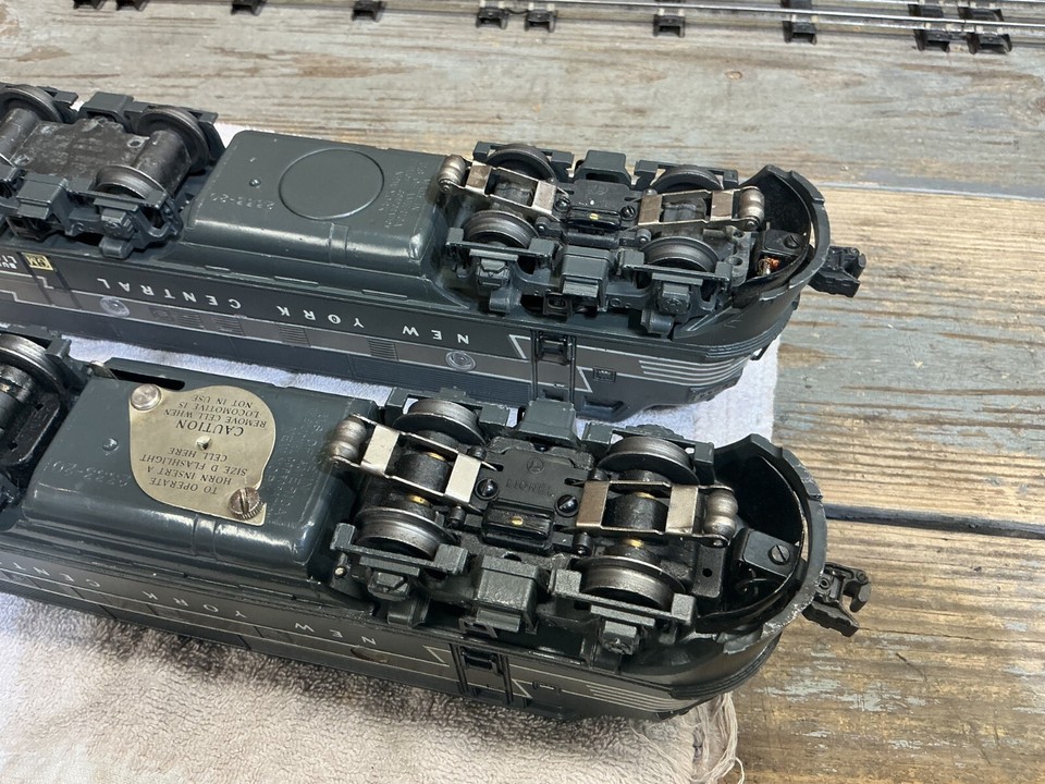 LIONEL TRAINS #2344 NEW YORK CENTRAL DIESEL F3 AA UNITS POSTWAR ...