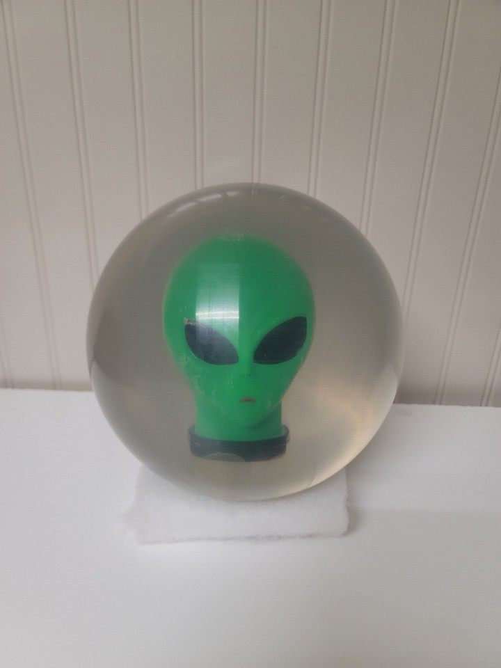15 Lb Polyester Plastic Clear Alien Head Bowling Ball (Made By Lanehawk ...