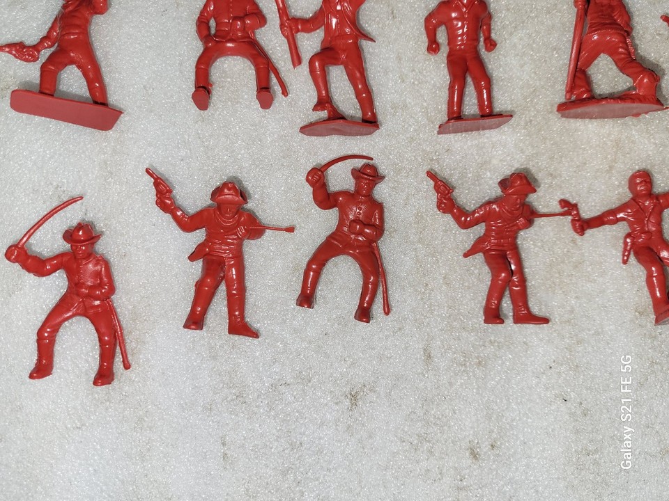 Lot of 25 Red Marx Cavalry Pioneer Soldier Figures 45mm | eBay