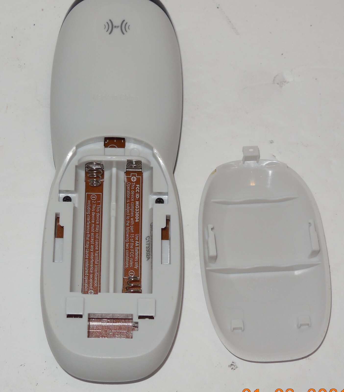 DIRECTV RC73 IR/RF Replacement Remote Control for Direct TV Genie ...