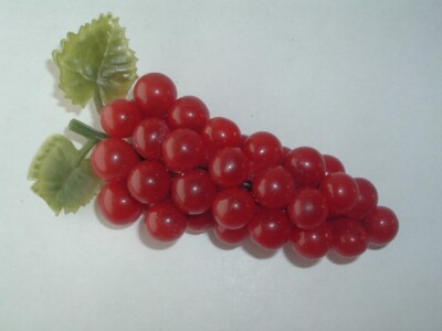 VINTAGE RED PLASTIC GRAPE CLUSTER HAIR BARRETTE | eBay
