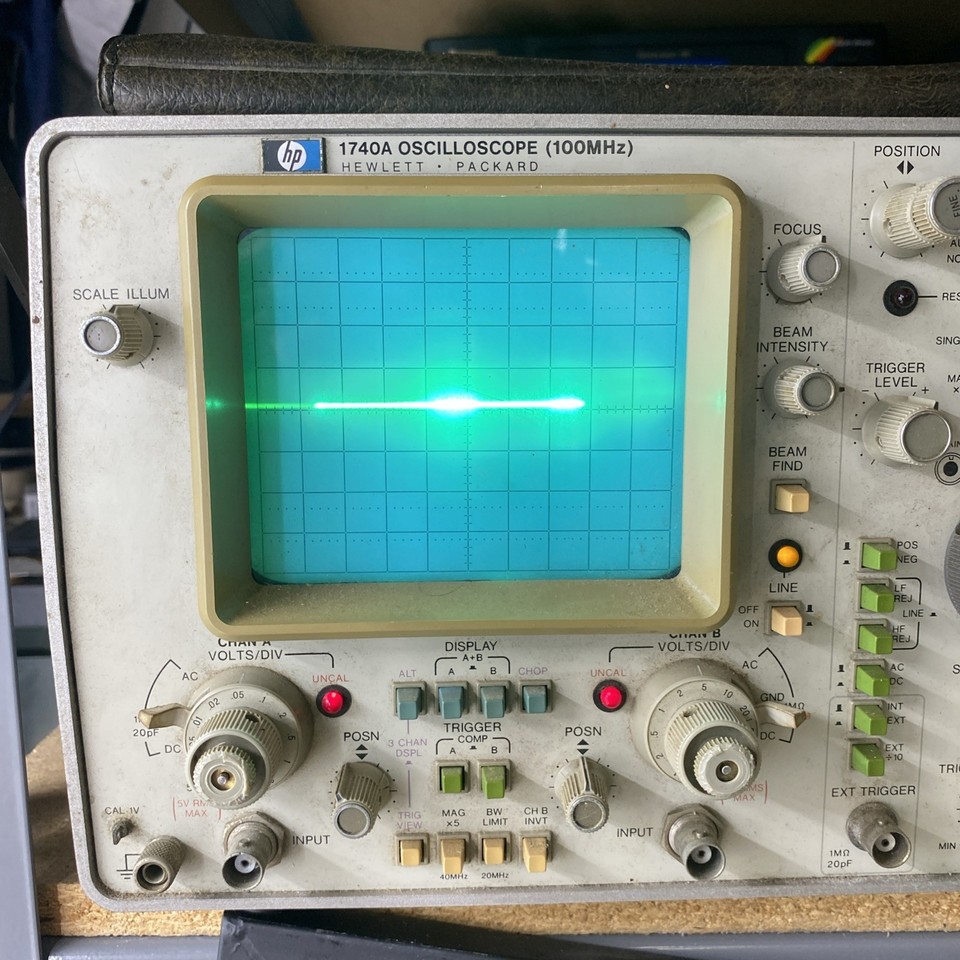 Hewlett Packard HP Model 1740A 100 MHz 2 Channel Oscilloscope FOR PARTS ...
