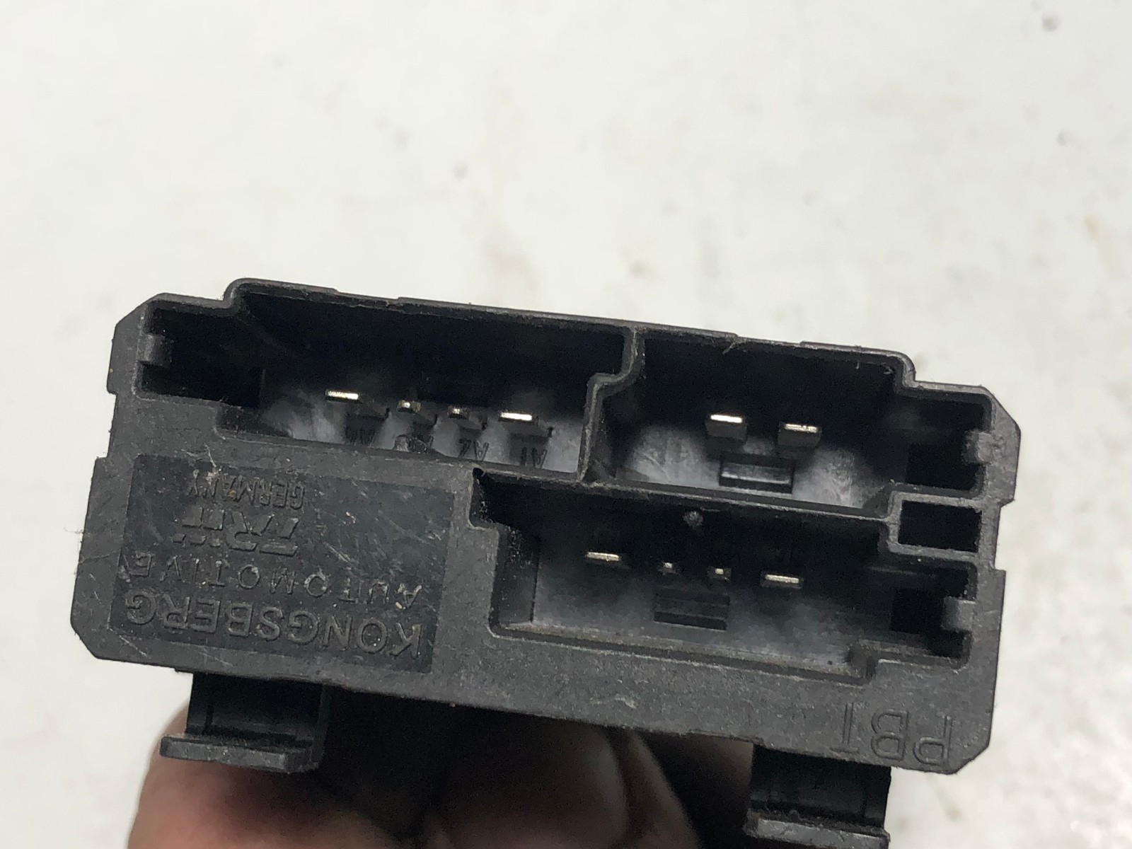 2004 - 2006 Volvo S60 S80 Heated Seat Control Module Relay P/N ...