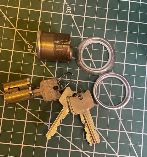 Best Style IC Cores Sfic Arrow Ic Keyway Mortise 3 Keys 1 C Store Front ...