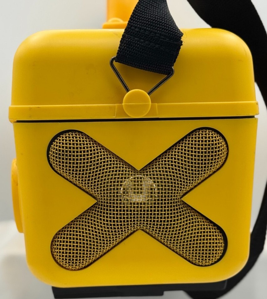 Jeep Portable Cassette/CD/AM FM Radio Boombox, Yellow-Model WPSS-1A ...