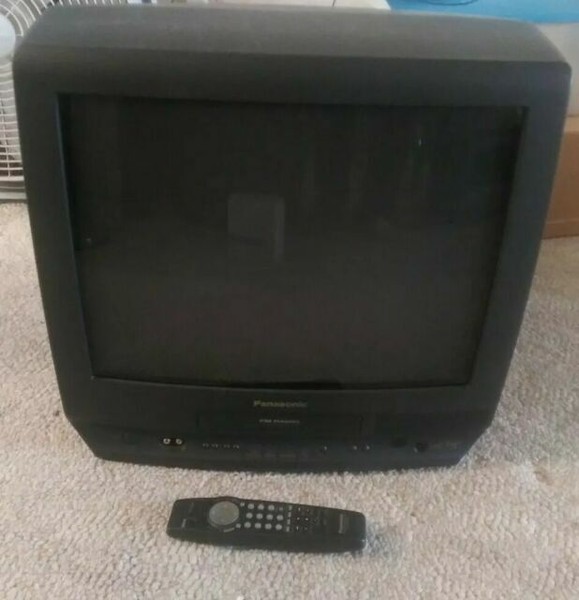 Panasonic PV-C2022 20" CRT Color TV VCR VHS Combo 20 inch FM Radio ...