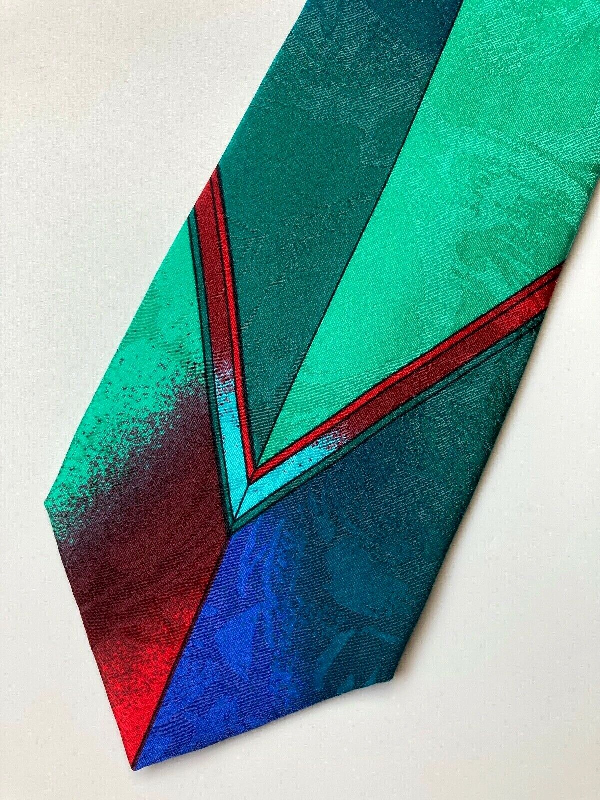 GIANNI VERSACE VINTAGE '90s MODERN ART INITIAL V TIE … - Gem