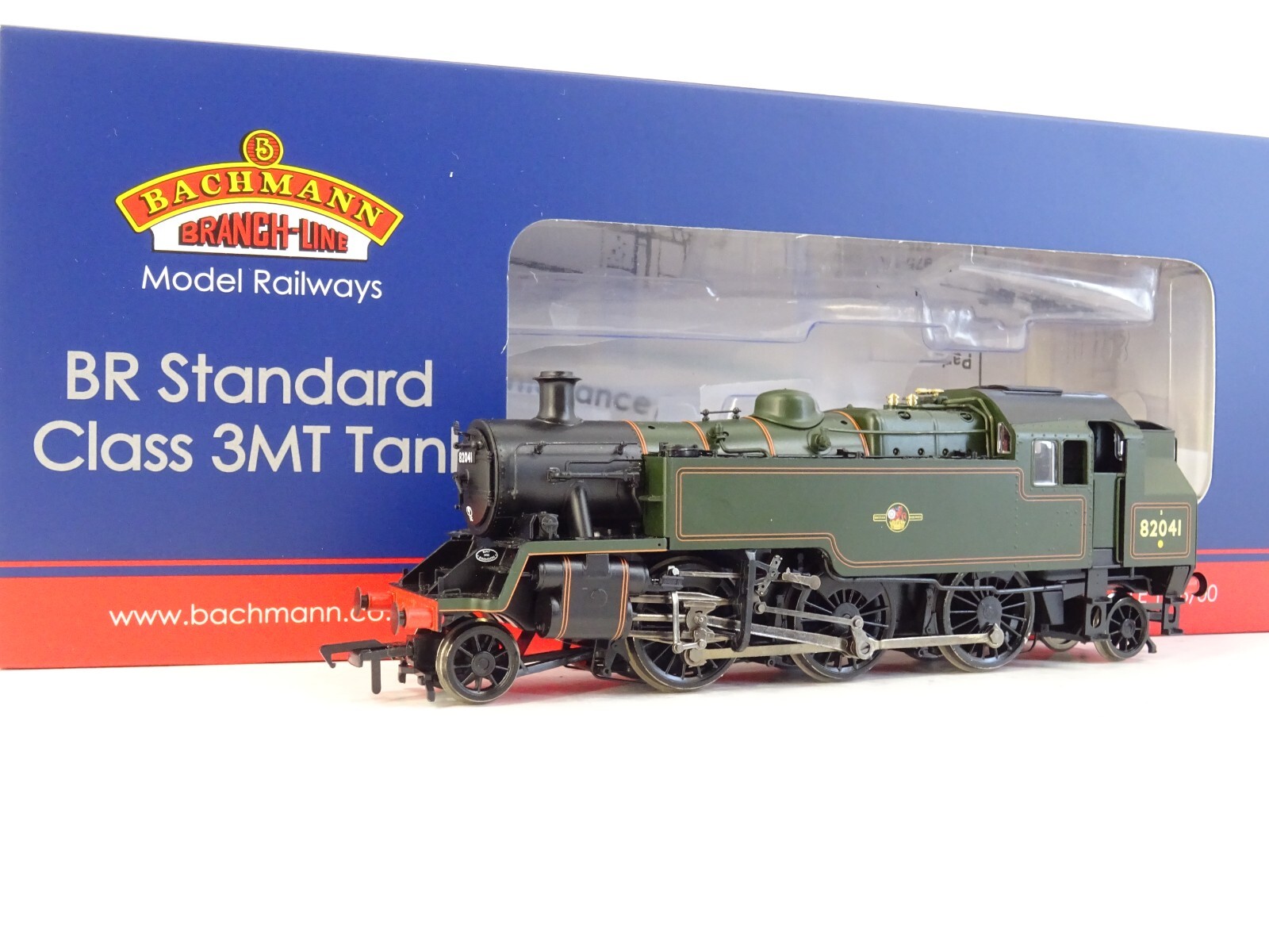 Bachmann Branchline 31-976B BR Standard 3MT Tank 82041 BR Lined Green ...