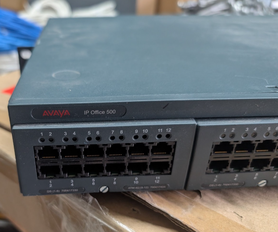 Avaya IP Office 500 V1 Control Unit 700417207 w/ 2x DS8 ATM4 VCM32 ...