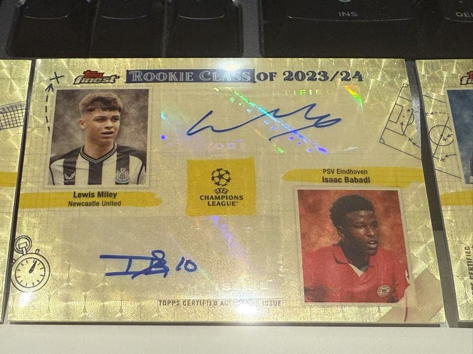 2023-24 Topps Finest RC Rookie Class 10 Auto Superfractor Booklet Yamal ...