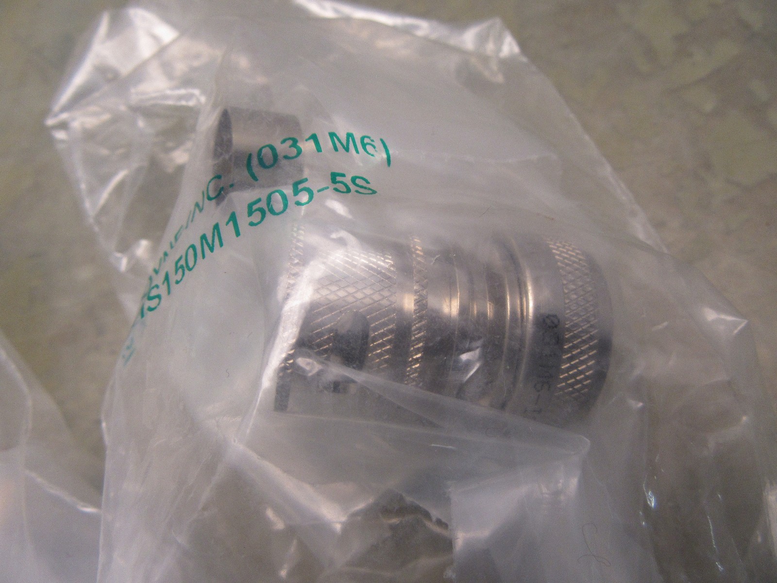 lot of 7x isodyne isohs150m1505-5s emi/rfi isolation backshells [4*F-15 ...