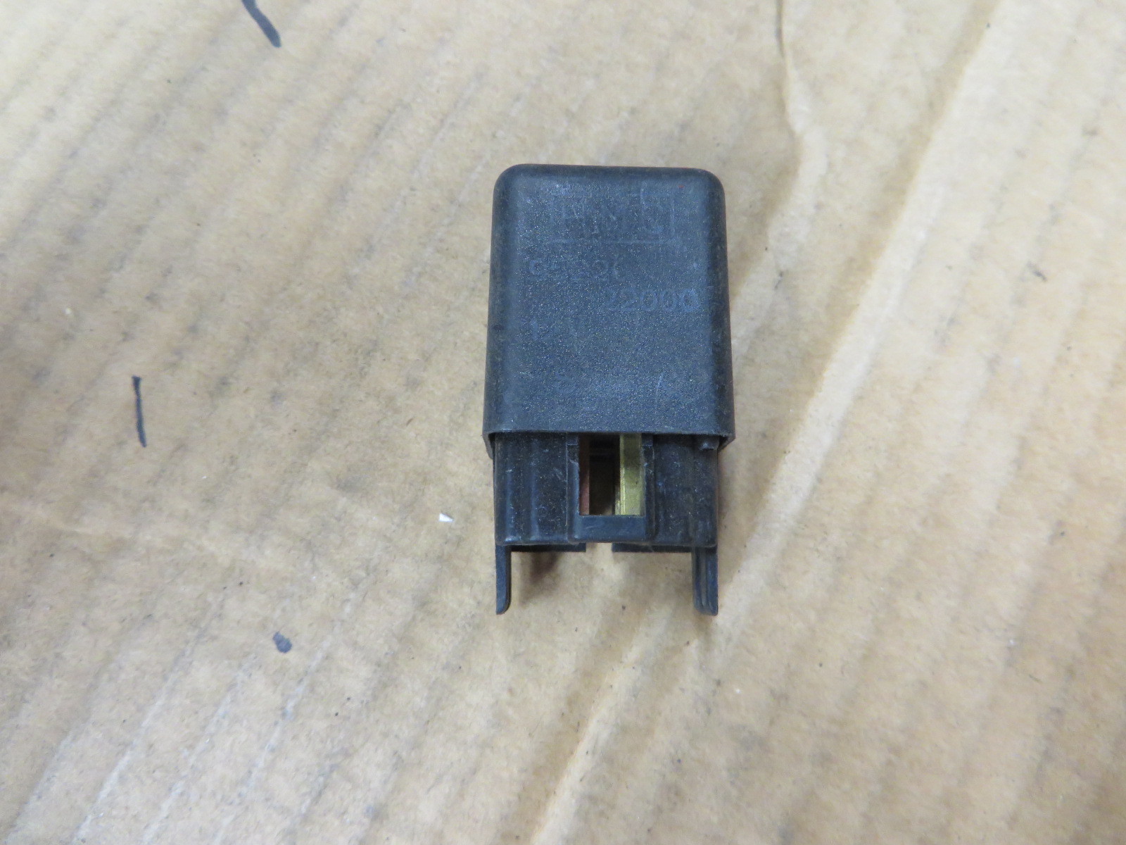 HYUNDAI HMC RELAY OEM # 95220 22000 | eBay