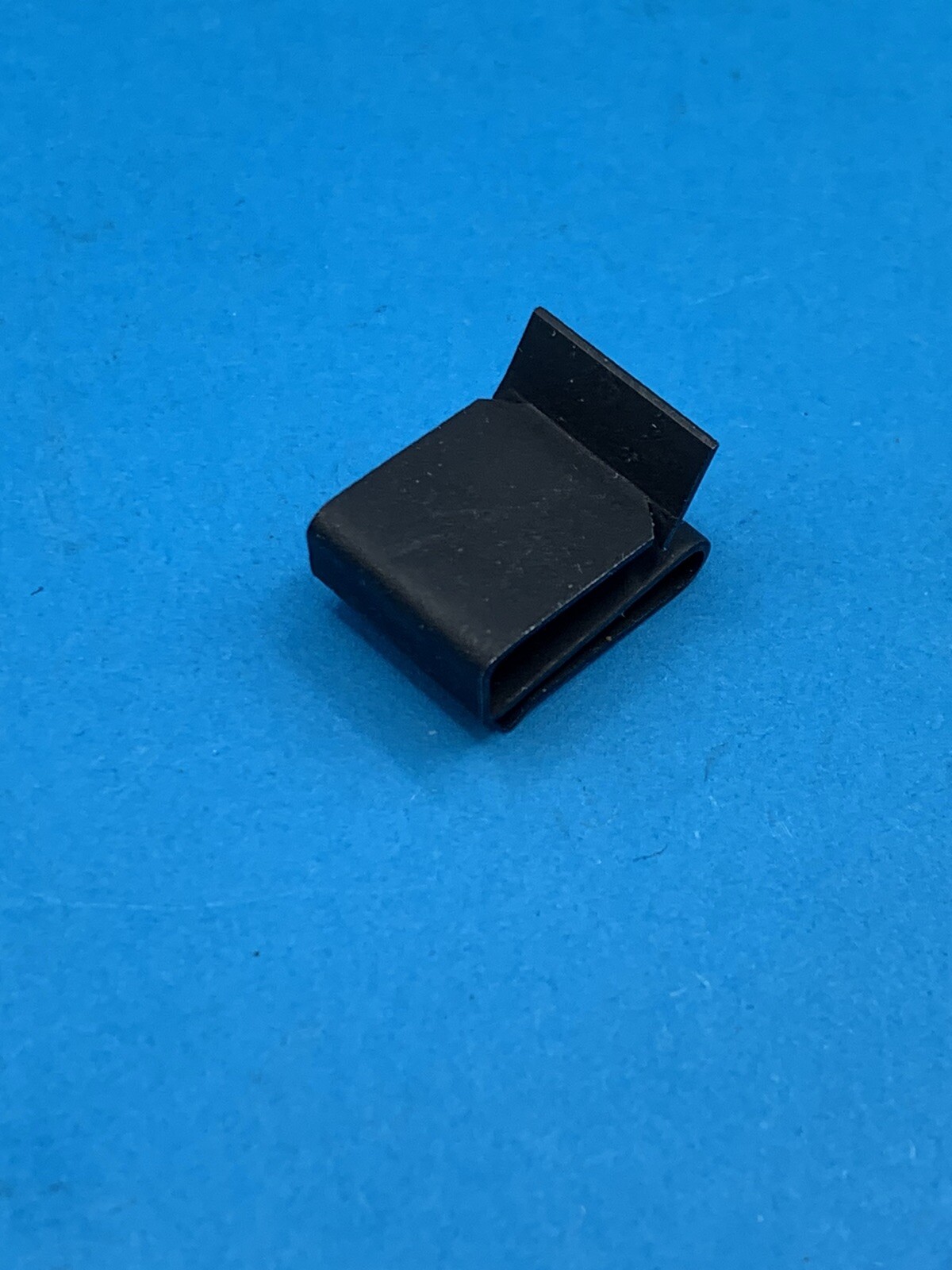 PACK of 8 New Radiator to Fan Shroud Clips for Chevy GM 1968 to 1978 ...