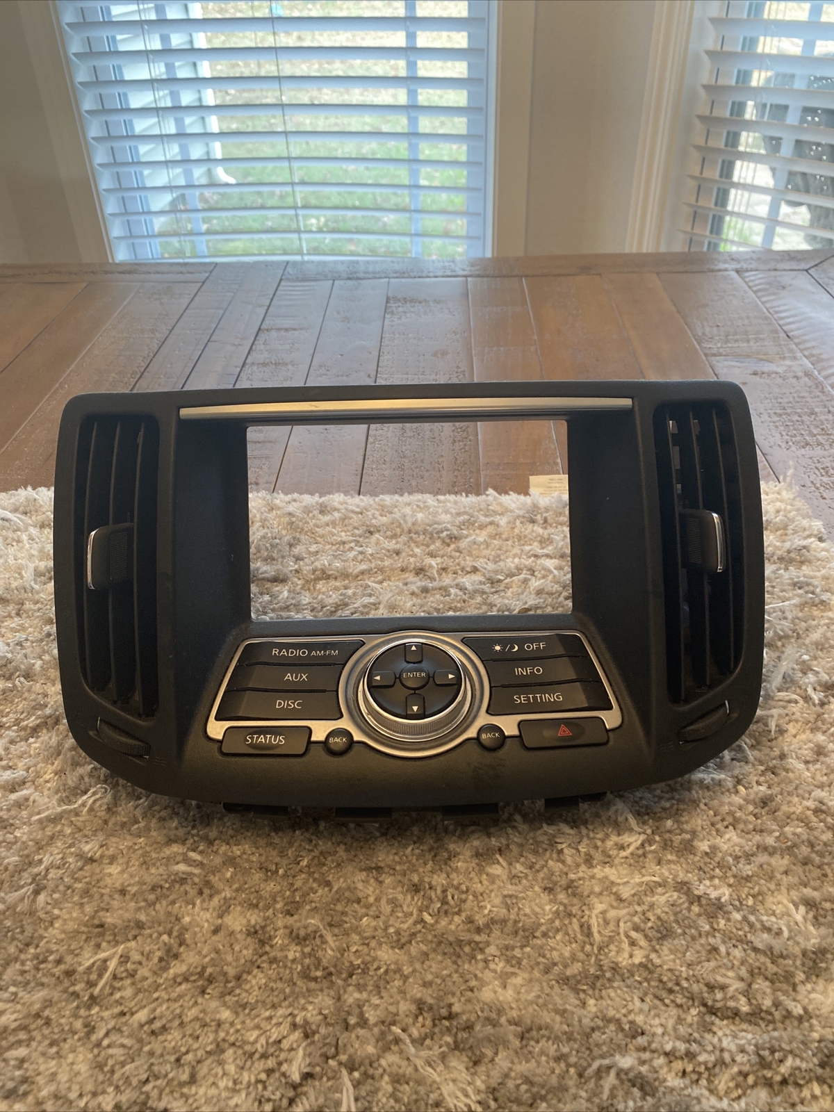 2010-2013 INFINITI G37 RADIO DISPLAY SCREEN CONTROLS INFO BEZEL 28395 ...