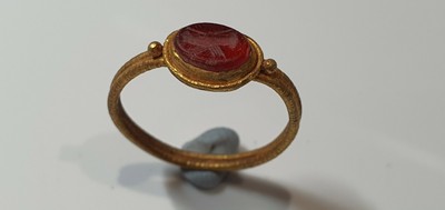 Antiquities - Roman Gold Ring - Vatican