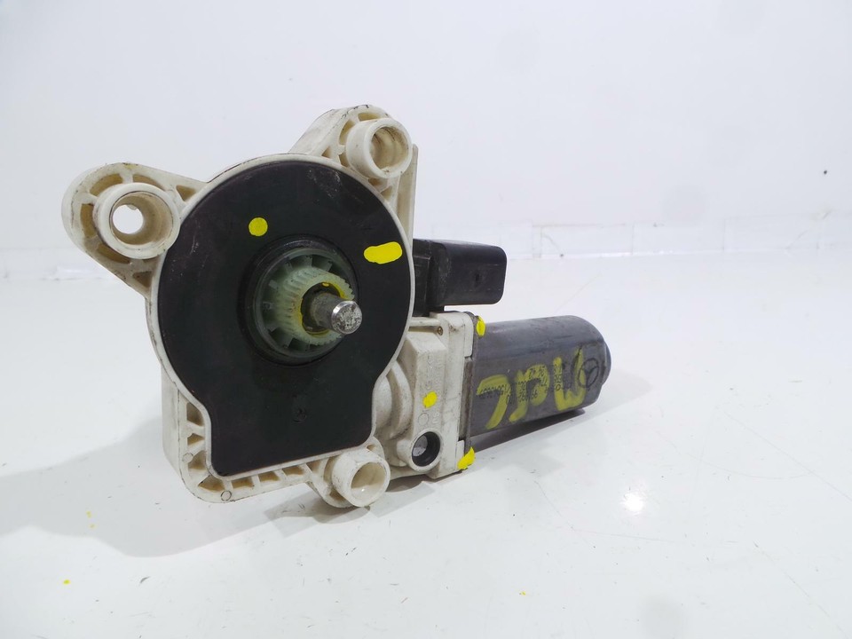 2007 MERCEDES E CLASS W211 WINDOW MOTOR O/S/R REAR RIGHT A2118202442 ...