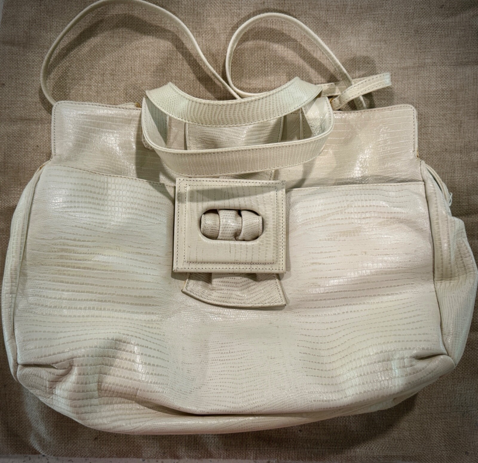 RARE Vintage Susan Gail Large Leather Hand or Crossbo… - Gem