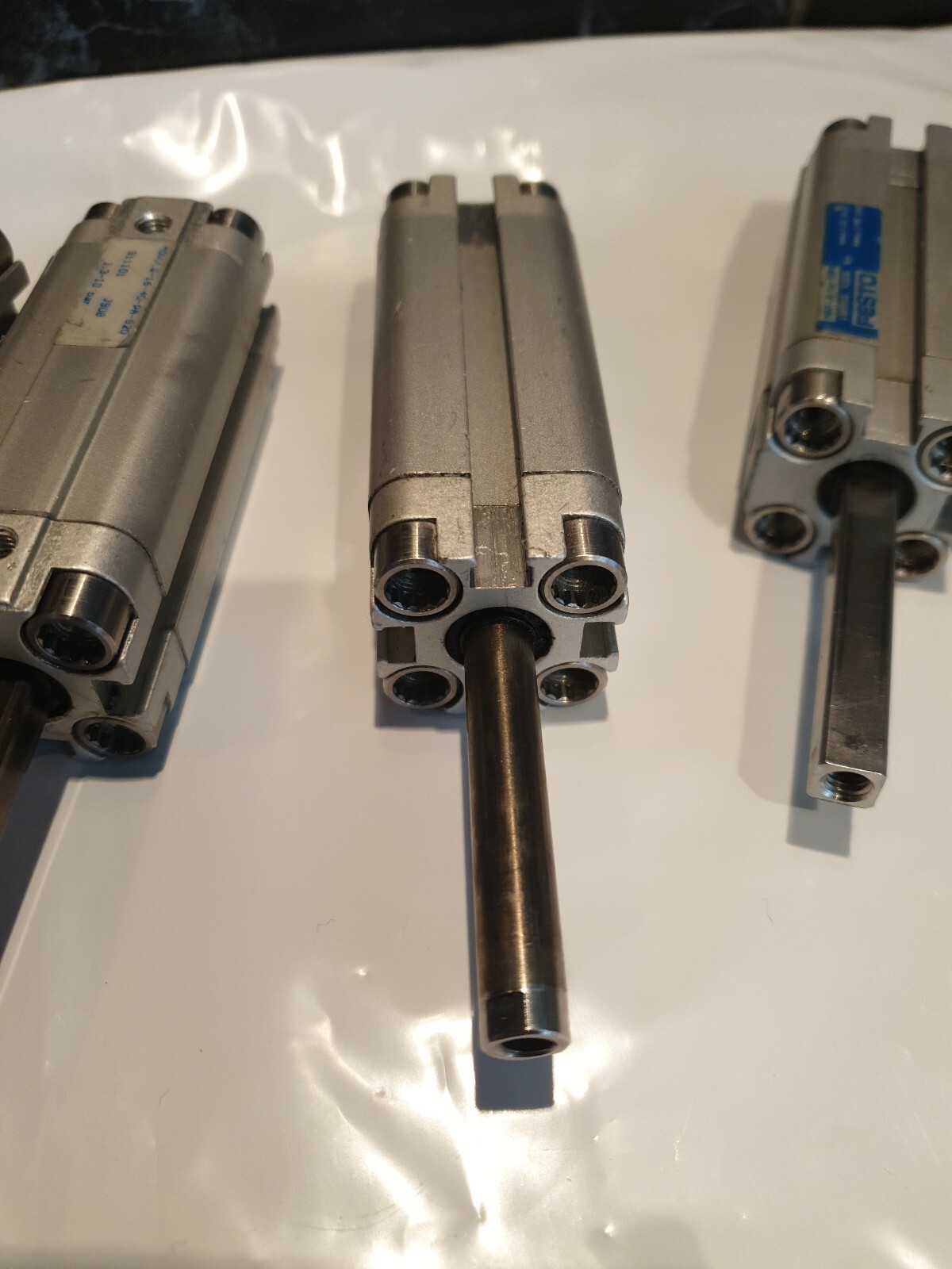 FESTO COMPACT THROUGH ROD CYLINDER ADVULQ-16-40-PA-S20 IDENT 911101 ...