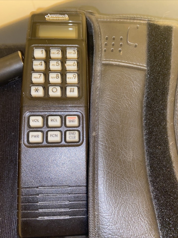 Vintage Motorola Ameritech Phone SCN2497B Mobile Car Phone & Bag Pouch ...
