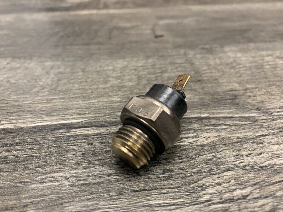 Honda GL1500 1500 Goldwing VT750 Shadow ACE Spirit Radiator Thermo ...