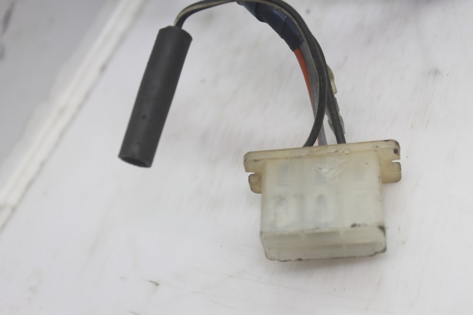 81-83 MAXIM 550 CRANK POSITION SENSOR PULSER PULSAR COIL TRIGGER PICK ...