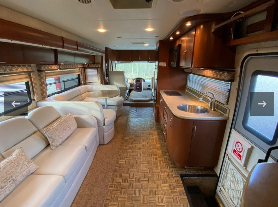 2011 Thor Serrano 31V American RV Motorhome turbo diesel 4-6 berth ...