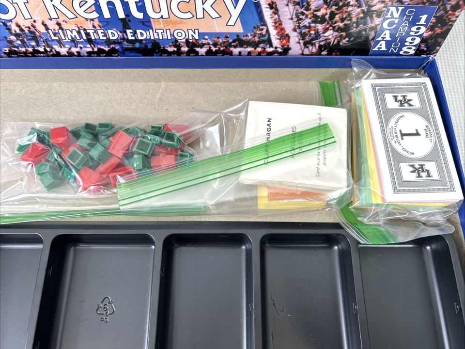 1998 Monopoly University Of Kentucky Limited Edition NCAA Board Game ...