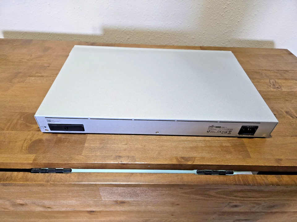 Ubiquiti UniFi Dream Machine Pro UDM-PRO 8 Port (1 WAN) 1G 2 SFP 10G | eBay