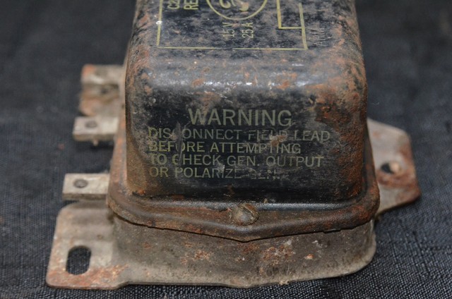 NOS Ford FOMOCO C2af-10505-b Voltage Regulator 15v 30a for sale online ...