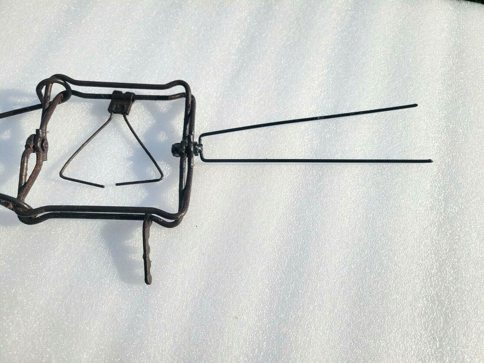 12 Stabilizer Stakes Brackets for Conibear Body Gripper 110 160 Traps ...