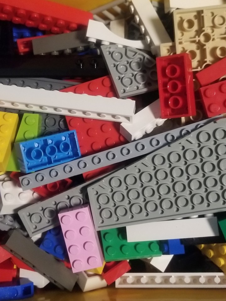 LEGOS 10696 Classic Medium Yellow Brick Box 750+ In EUC Nice Please ...