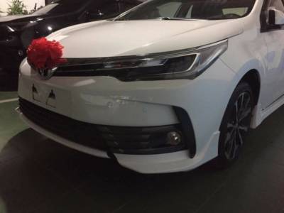 BODY KITS FOR TOYOTA COROLLA 17-19 4D SEDAN E170 Front Skirt Spoiler ...