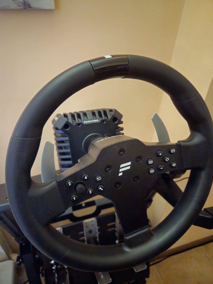 Fanatec Sim-Racing Setup (Completo). Stand, Pedali, Shifter & 5nm Wheel ...