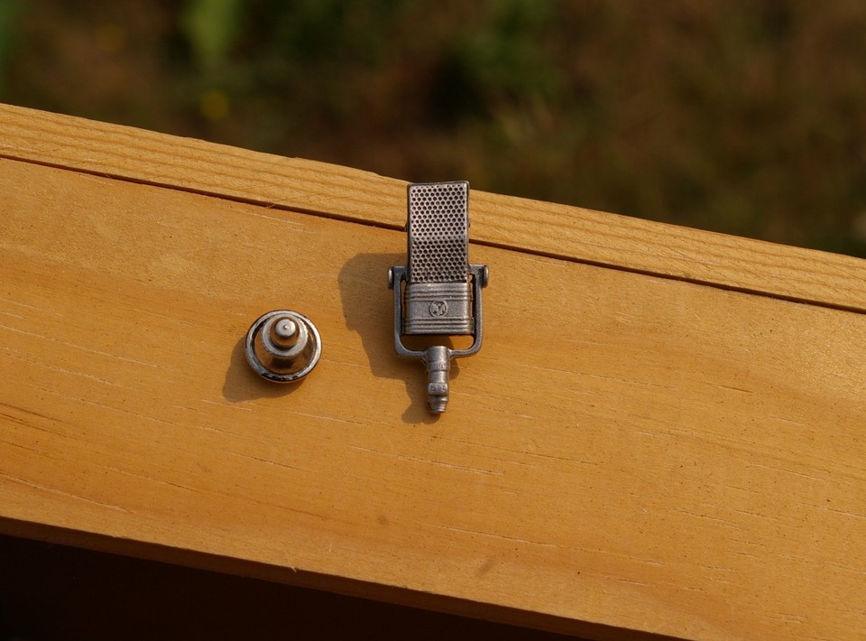 Microphone Music Silver Tone Metal Detailed Lapel Pin Pinback by F.P.D ...