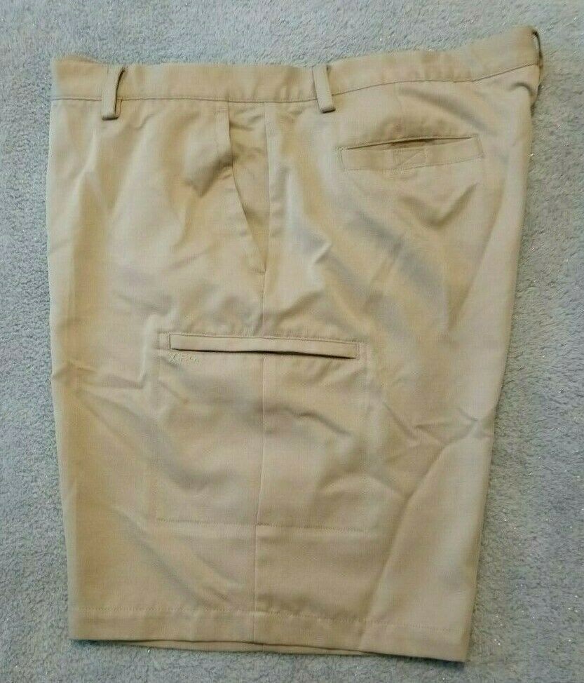 Men's "IZOD" beige extreme function golf shorts size … - Gem