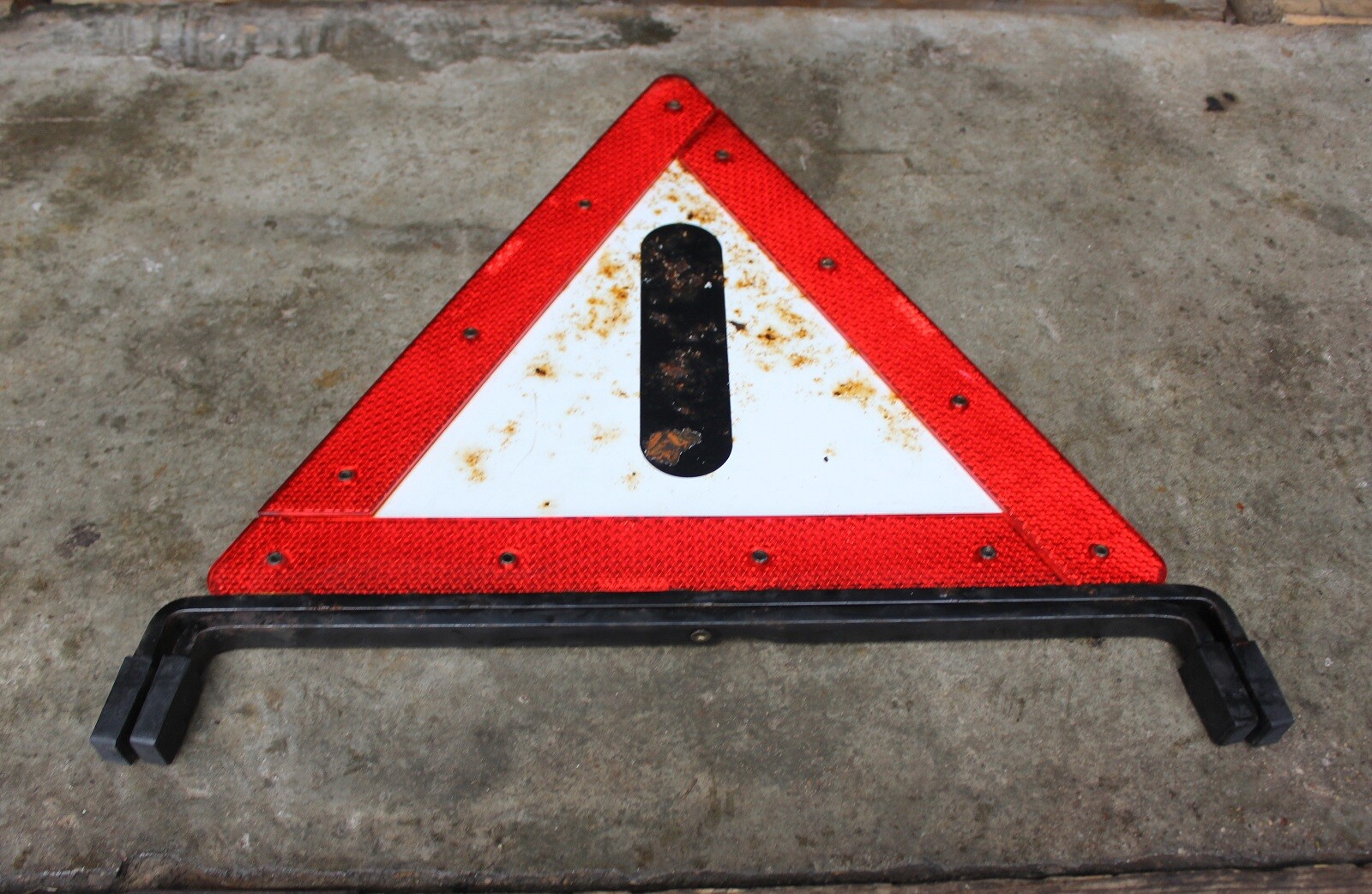 MERCEDES BENZ MB W123 W126 W201 W124 EMERGENCY WARNING TRIANGLE EURO ...