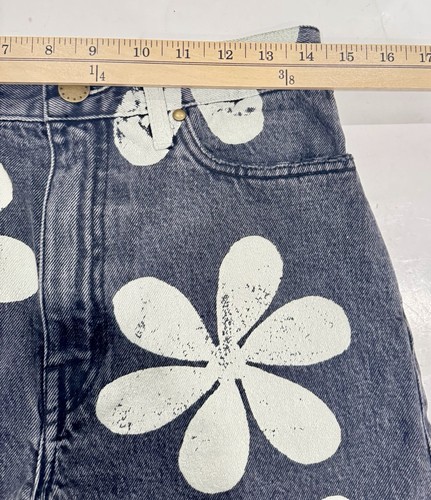 WOW! New THE GREAT brand "Easy Cut Off" Black DAISY shorts Size 26 Reg ...