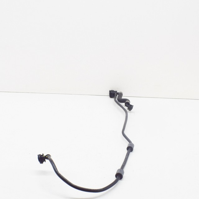 Genuine Mercedes-Benz C-Class W205 Vent Line Right Coolant Expansion ...