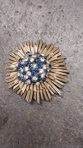 boucher gold starburst brooch - Gem