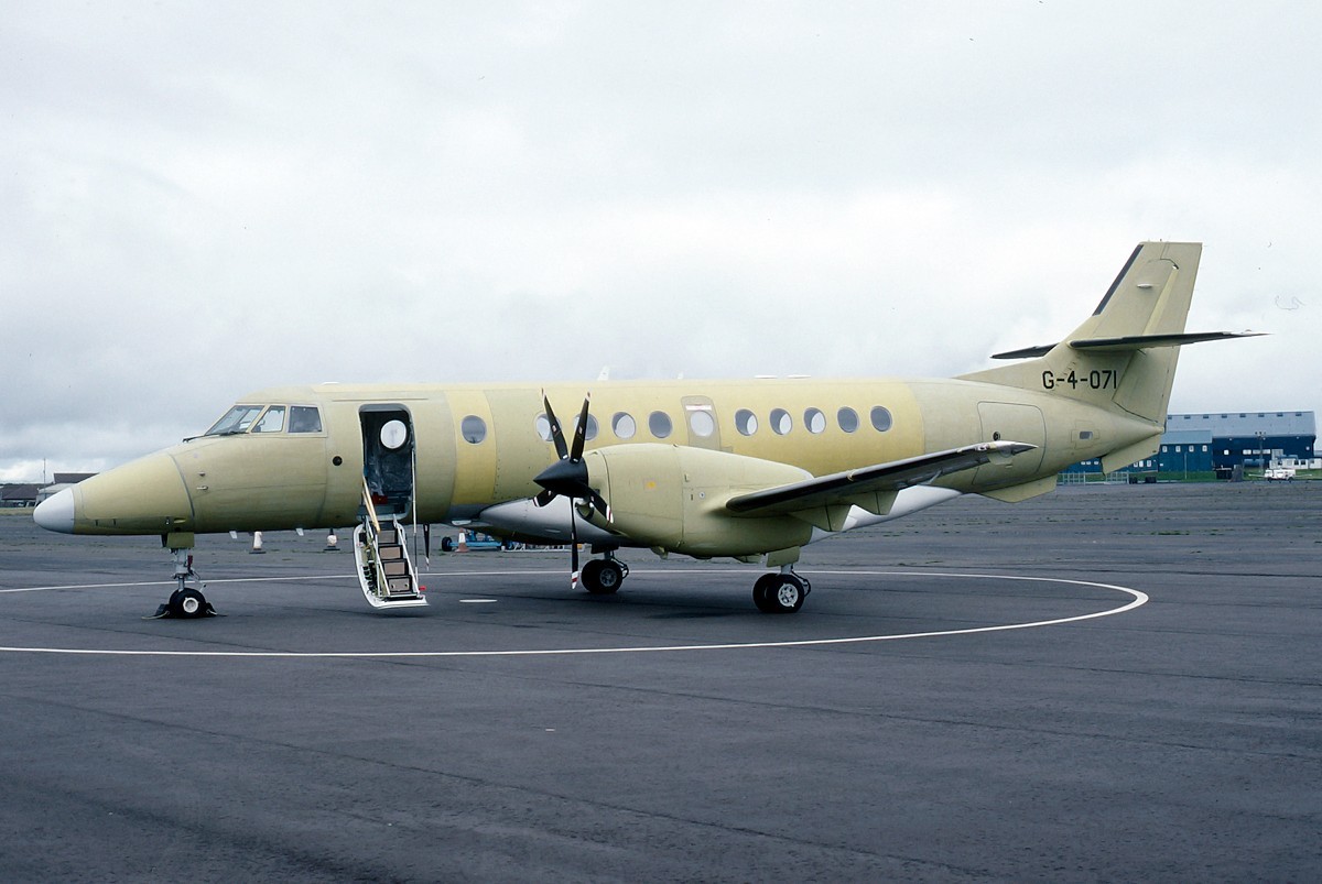 Jetstream 41, in primer, G-4-071, at Prestwick, in 1995, aircraft slide ...