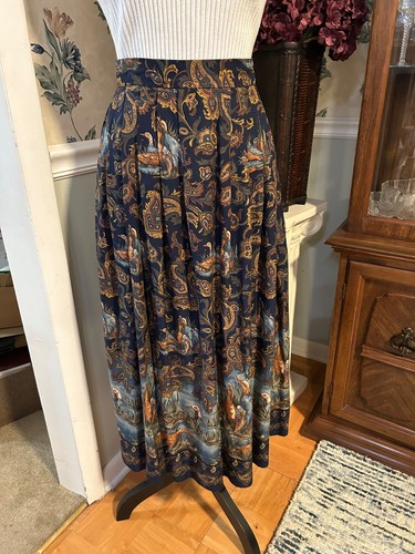 Susan Bristol Dark Blue Duck and Paisley Pleated Long Full Skirt Womens ...